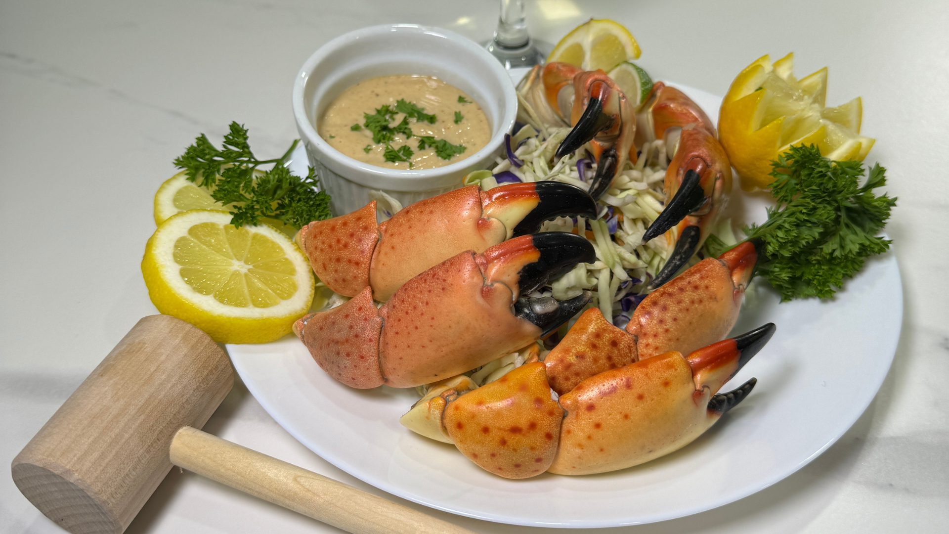 How to Plan a Meal Around Stone Crabs